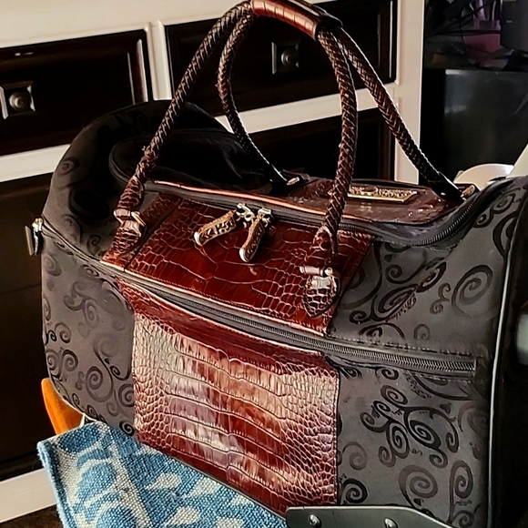 Brighton | Bags | Eucbrighton Luggage Rolling Duffel Weekender Bag ...